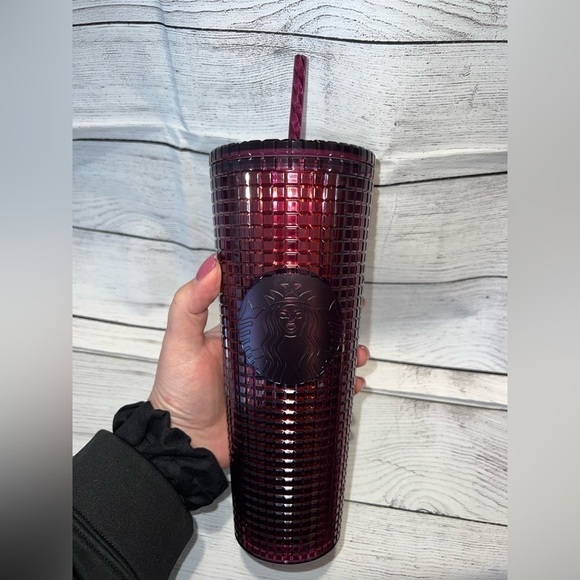 Starbucks | Kitchen | 220 Starbucks Limited Edition Ruby Red Grid ...